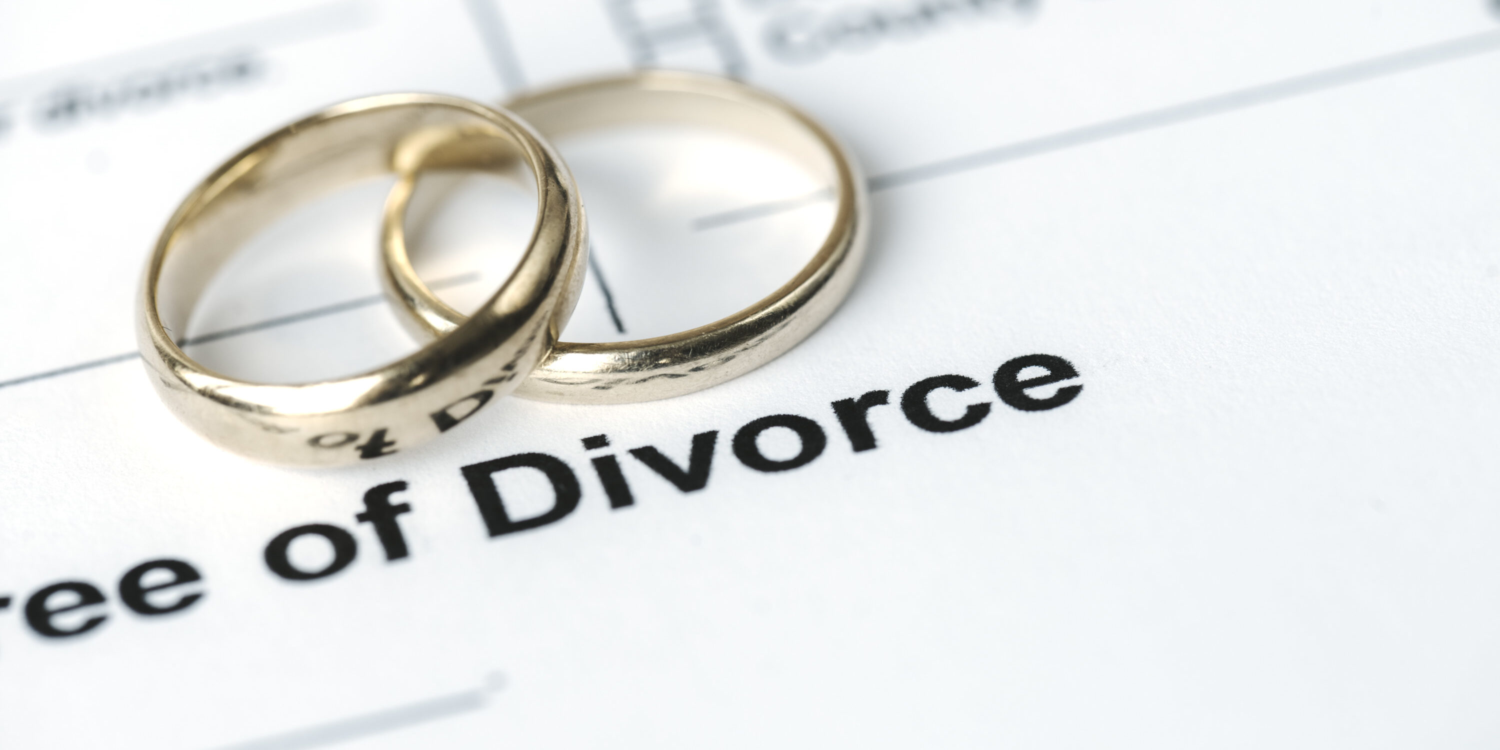 Here’s Why You Should Avoid Cheap Divorce Options